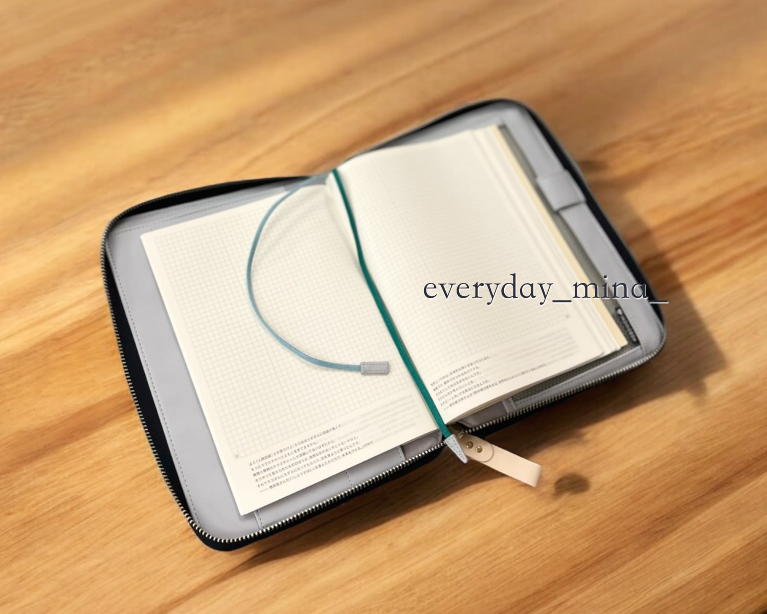 ほぼ日手帳 2025 |ミナペルホネン pomppiaのカズンサイズ手帳カバー